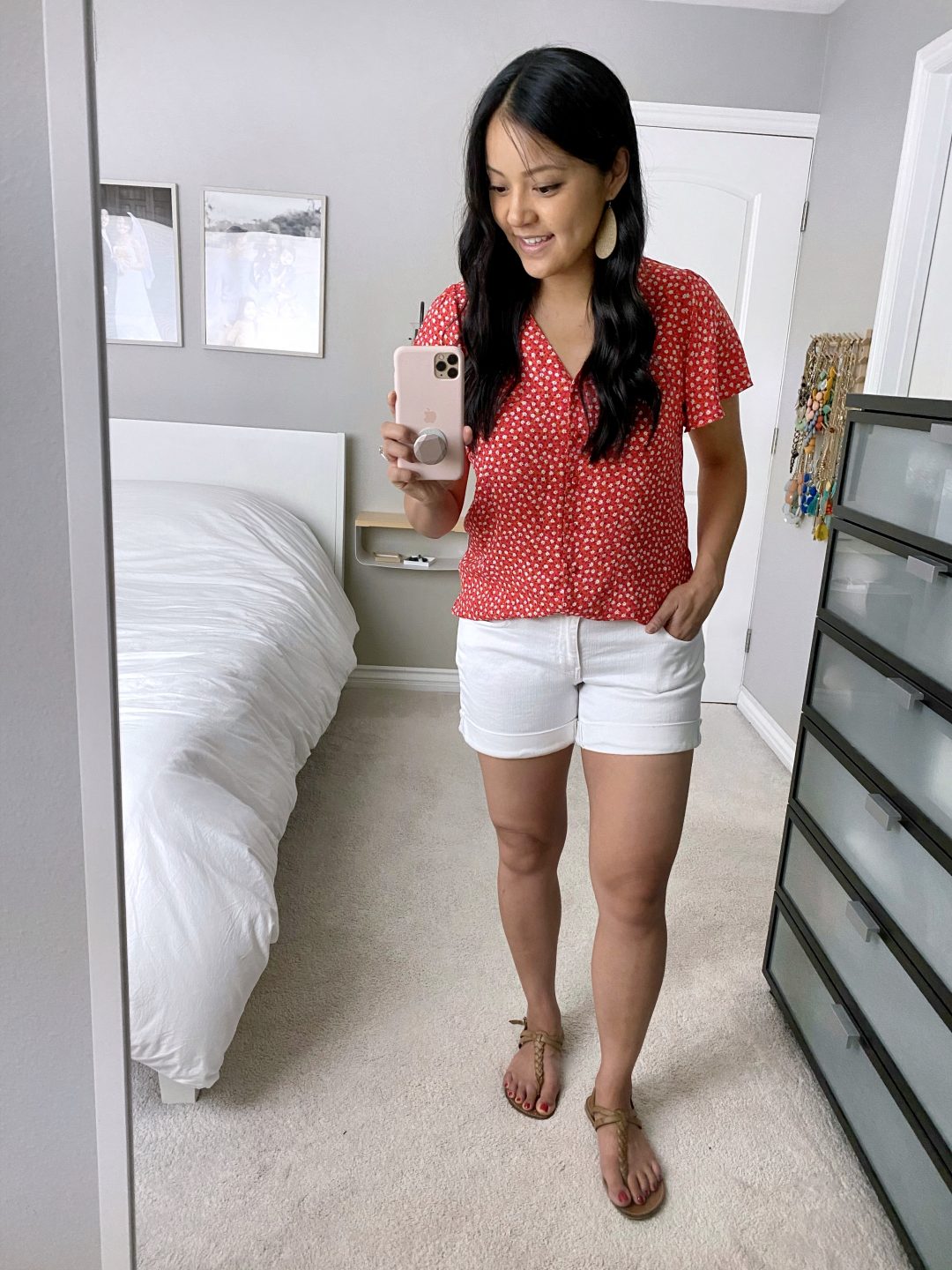 5 Casual and Business Casual Outfits With a Red Printed Top
