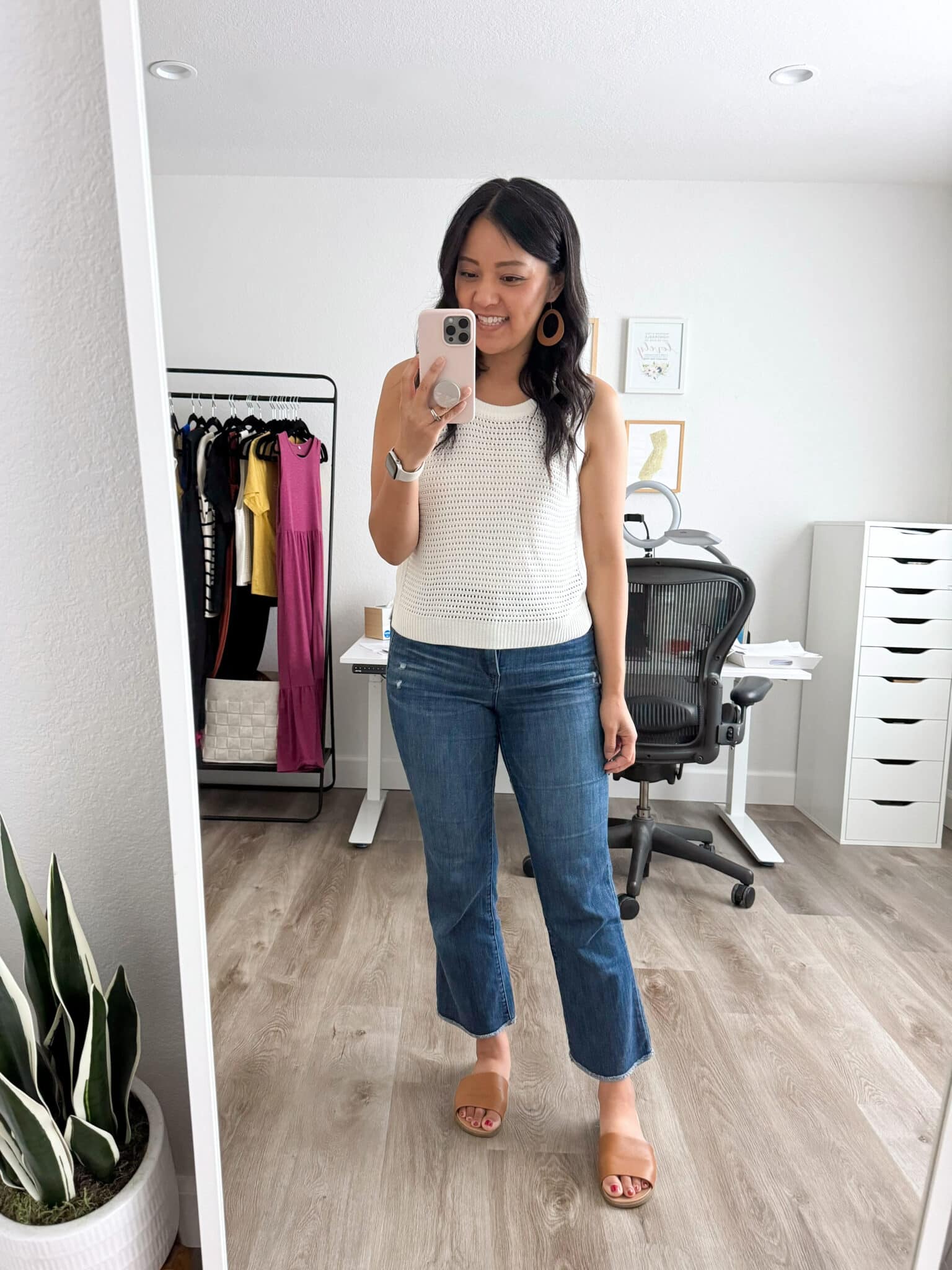 How to Make Outfits With Basic Pieces Look Good